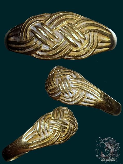 แหวนพิรอดเนื้อทองคำ หลวงปู่ทองดี ติ่ง พระเครื่อง 100 ปี