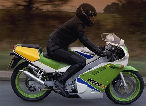 Kawasaki Kr 1s 250cc 2 Tak Tercepat Di Dunia Tembus 225 Kmh