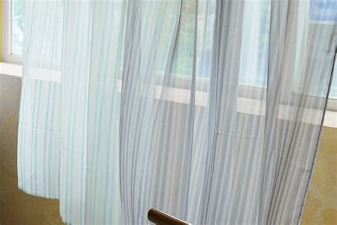 일반커튼 흩날리는 클라우스 스트라이프 쉬폰 빈티지 커튼 가리개 오늘의집 쇼핑