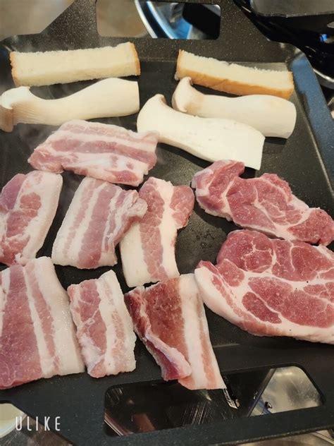 삼겹살 푸드 캐시피드