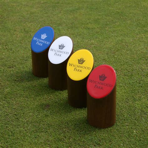 Upright Log Tee Marker Pinseeker