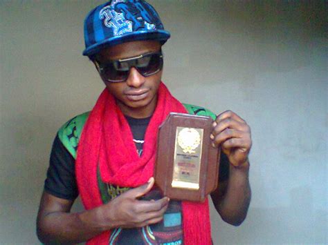 Meet Akinola Femi Babatunde Jelly Jay The Hold Somebody Master Musicradio Nigeria