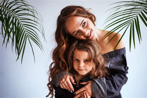 Ph Дарья Васькова Мк у Жени Трембач Цветы Tsveti Plus Мд Ilonka Novak Семейный фотограф