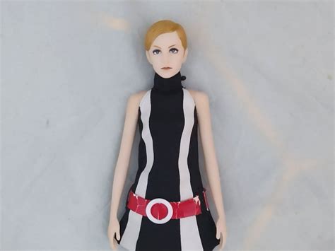 Medicom Toy Twiggy Collection Twiggy Doll 1 6 Hobbies And Toys Toys And Games On Carousell