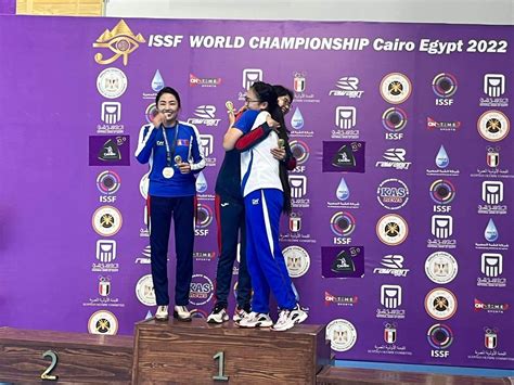 Буудлага спортын ДАШТ д гурван монгол тамирчин медалийн тавцанд хамт зогсож түүхэн амжилт үзүүллээ