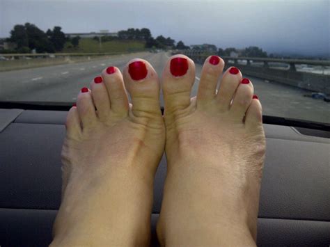 Simone Sonays Feet