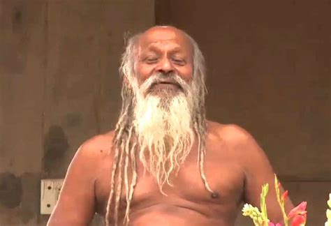 Poster Parampujya Brahmavetta Shri Devraha Hans Baba Ji Sl 13484 Wall Poster 13x19 Inches