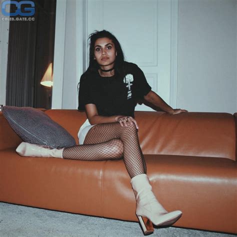 Sophia Taylor Ali Nackt Nacktbilder Playboy Nacktfotos Fakes Oben Ohne