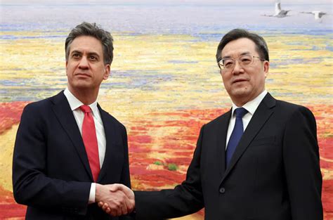 ရာသီဥတုပြောင်းလဲမှု ပူးတွဲတိုက်ဖျက်ရန် တရုတ်နှင့် ဗြိတိန် ကတိပြု