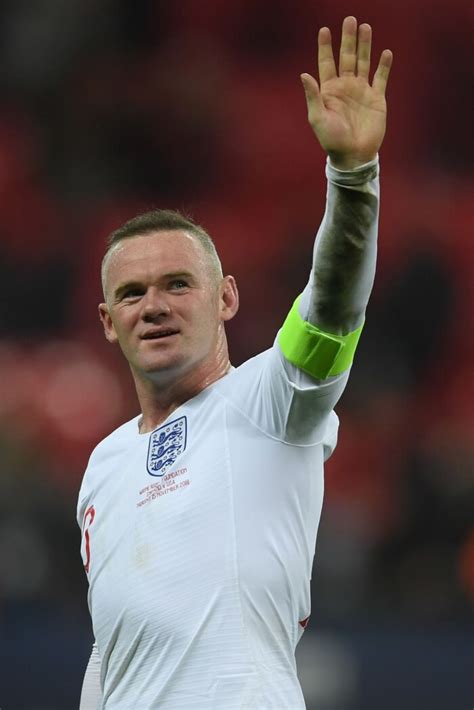 9 Super Weird Quirks From Your Favorite Celebrities