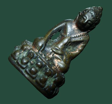 พระกริ่งสายวัดสุทัศน์ พระกริ่งหลังปิ สภาพสวย