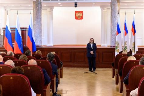 Российских ювелиров наградили медалью Минфина России «За трудолюбие и искусство