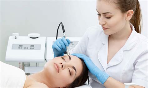 How Are Aesthetic Applications Done Rise And Shine Health Travel