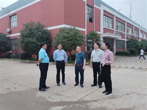 吉安市政协领导莅临我校开展中等职业教育调研 吉安技工学校中职院校职业学校 吉安市理工技工学校