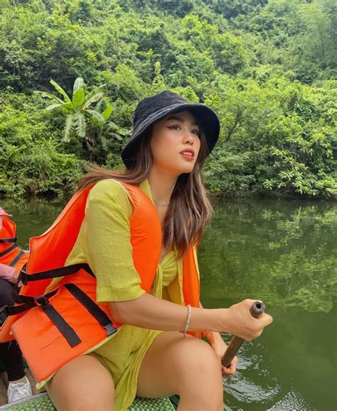 Ng Y Kh M Ph Ninh B Nh C Ng C N Ng Hot Tiktoker H Ng Nhung