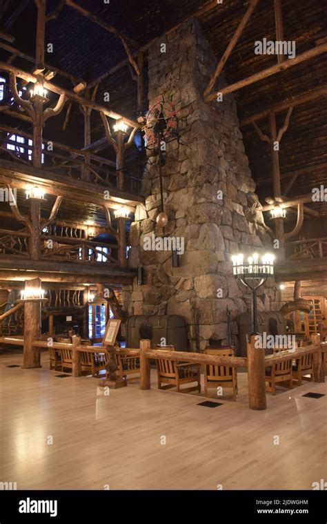 Yellowstone National Park Usa 521 242022 Old Faithful Inn Grand