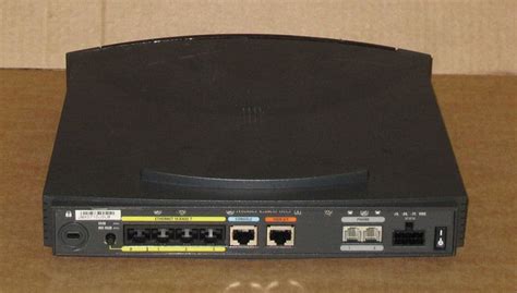 Cisco 803 4 Port Isdn Ethernet Wired Network Router No Power Supply