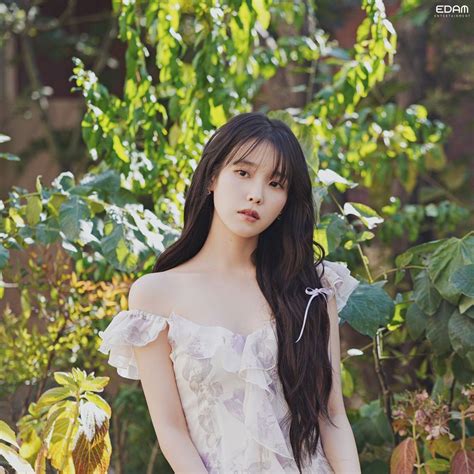 李知恩 Iu Lee Ji Eun