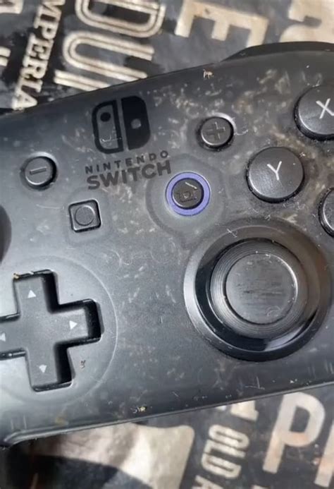 A Nintendo Switch Your Sibling Gives You Rterrifyingasfuck