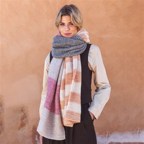 Katia Premium Maxi Scarf Digital Knitting Pattern Yarnplaza