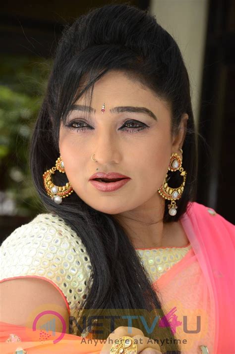 Actress Ramya Sri Latest Images 190213 Galleries And Hd Images