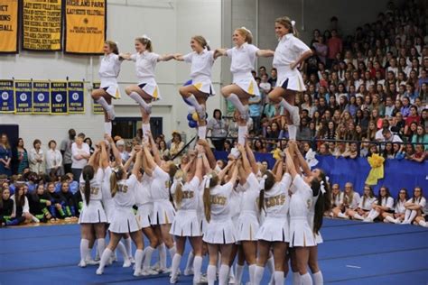Hphs Cheerleaders Pump Up Scot Spirit At First Pep Rally Hphs