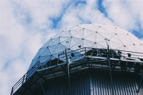 The Quantum Threat Adapting Cybersecurity In The Age Of Quantum