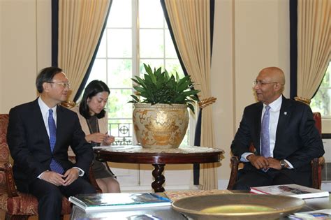 牙买加总督艾伦会见杨洁篪 图片新闻 中国政府网