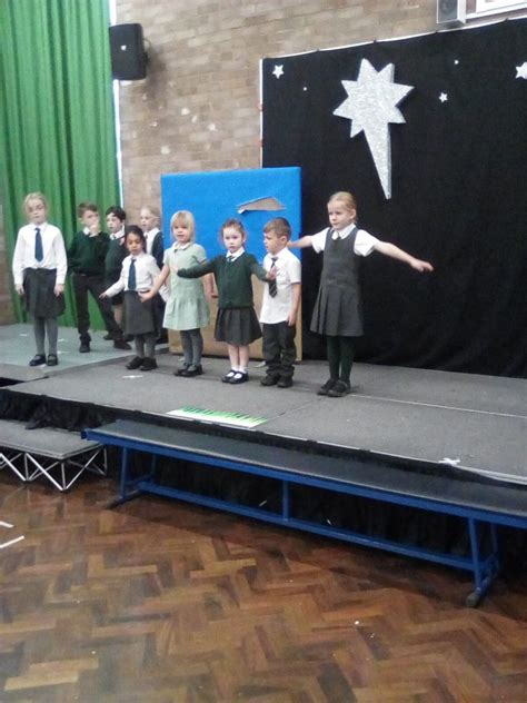 Nativity Practice Pixies Hill Primary School