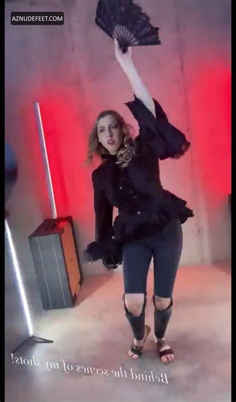 Abigail Cristea Feet Aznudefeet