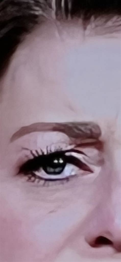 Can Anyone Help Me Understand This Eyebrow Rsisterwivesfans