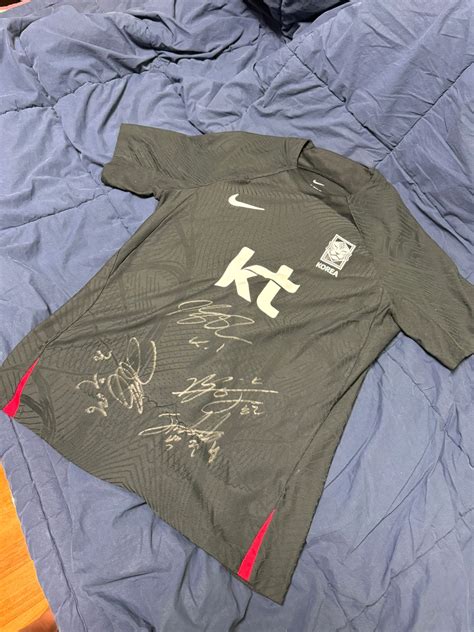 이강인 싸인유니폼국대지급용 훈 당근 중고거래