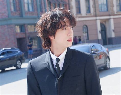 [bts News] 방탄소년단 진 디 애스트로넛 스포티파이 2억 돌파…막강한 인기와 초특급 존재감 네이트 연예