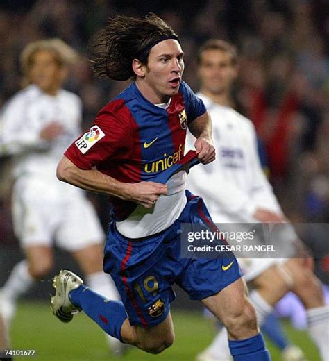 Lionel Messi 2007 Photos And Premium High Res Pictures Getty Images