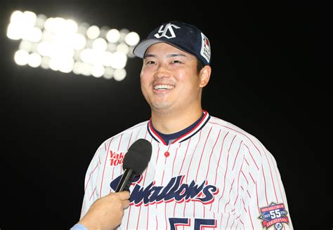 【ヤクルト】村上宗隆「打てる時ばかりじゃねーぞ」8試合の足踏みの末に史上最年少200号 プロ野球写真ニュース 日刊スポーツ