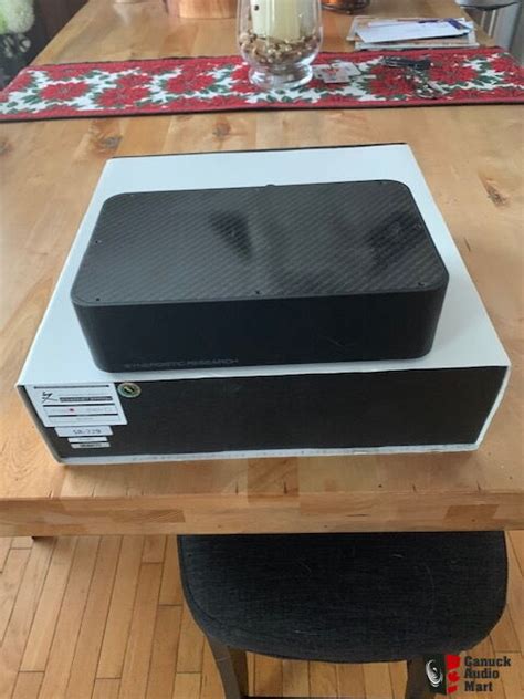 Synergistic Research Ethernet Switch With Foundation PC Photo Canuck Audio Mart