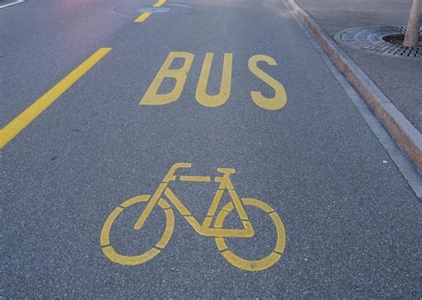 Guide To Different Types Of Bike Lanes Whats Up Newp