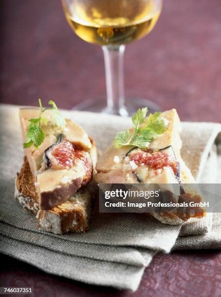 Toast Foie Gras Photos And Premium High Res Pictures Getty Images
