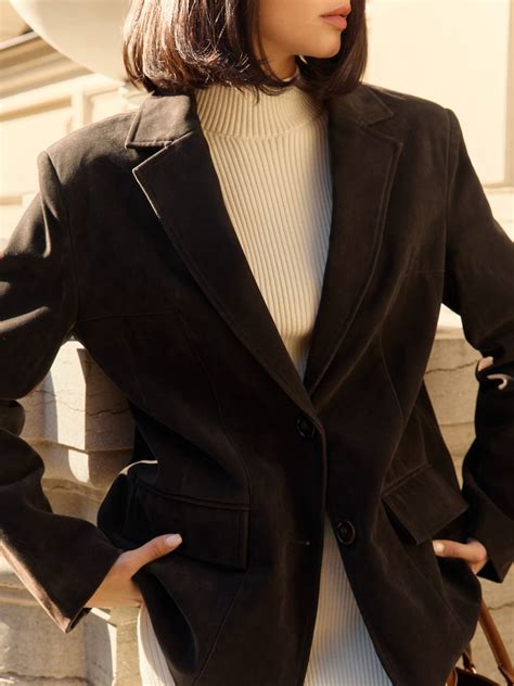 Жакет оверсайз из экозамши Lichi Online Fashion Store