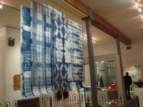 캡틴프록 On Twitter 요즘 관심있는 자수는 일본 전통 기법 사시코刺し子 전통적으로는 옷감을 기우는데 사용되었는데 주로 러닝 스티치를 사용해 복잡한 기하학적