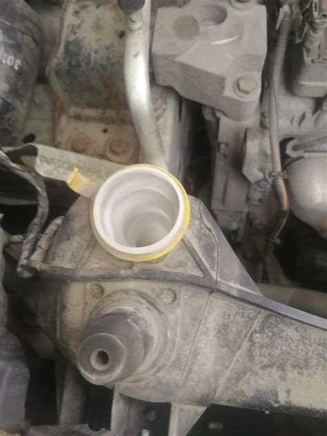 Крышка бачка омывайки — Renault Kangoo (2G), 1,6 л., 2011 года ...