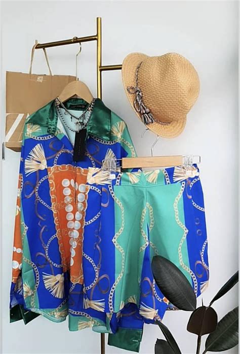 Lady Houes New Arrival ชุดเซทลายโซ่ Givanci แขนยาว Facebook