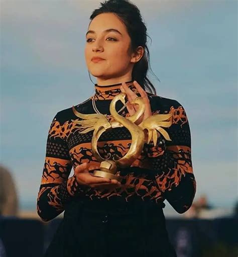 Lu Na Bajrami Height Age Weight Measurement Wiki Bio Exaposters