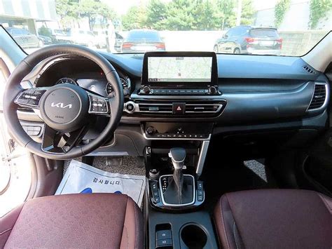 기아 셀토스 가솔린 16 터보 2wd 시그니처 5인승 중고차 경기도 군포시 산본동 비즈프로필