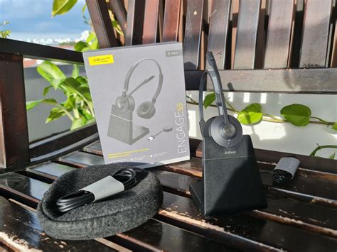 Jabra Engage Wireless Headset Reviewed The Technovore