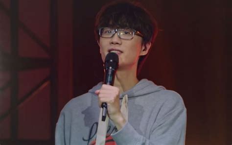 【许嵩舞台混剪】热爱音乐，【有何不可】 Bilibilib站无水印视频解析——yiuios易柚斯