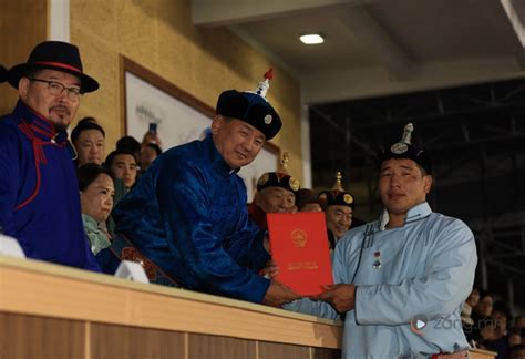 Баярсайханы Орхонбаярт “Улсын арслан цол олголоо