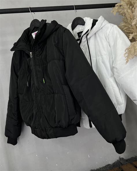 کاپشن کوتاه زنانه لش کلاه دار کد ۱۴۶۴ تریتی‌استایل