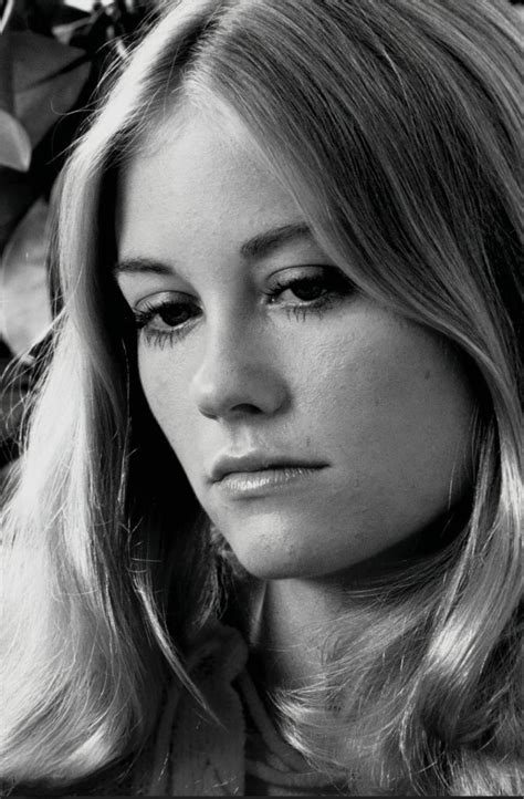Cybill Shepherd Rvgb