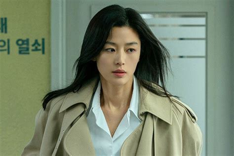Người Trung Quốc đòi Cấm Sóng Jun Ji Hyun